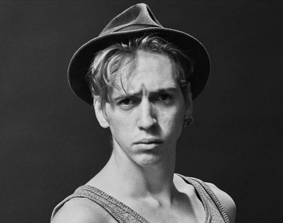 Helno, il cantante ribelle, ci lasciava 30 anni fa